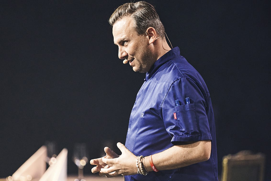 Wie Tim Raue das Menü in seinem 2-Sterne-Restaurant neu erfindet ...